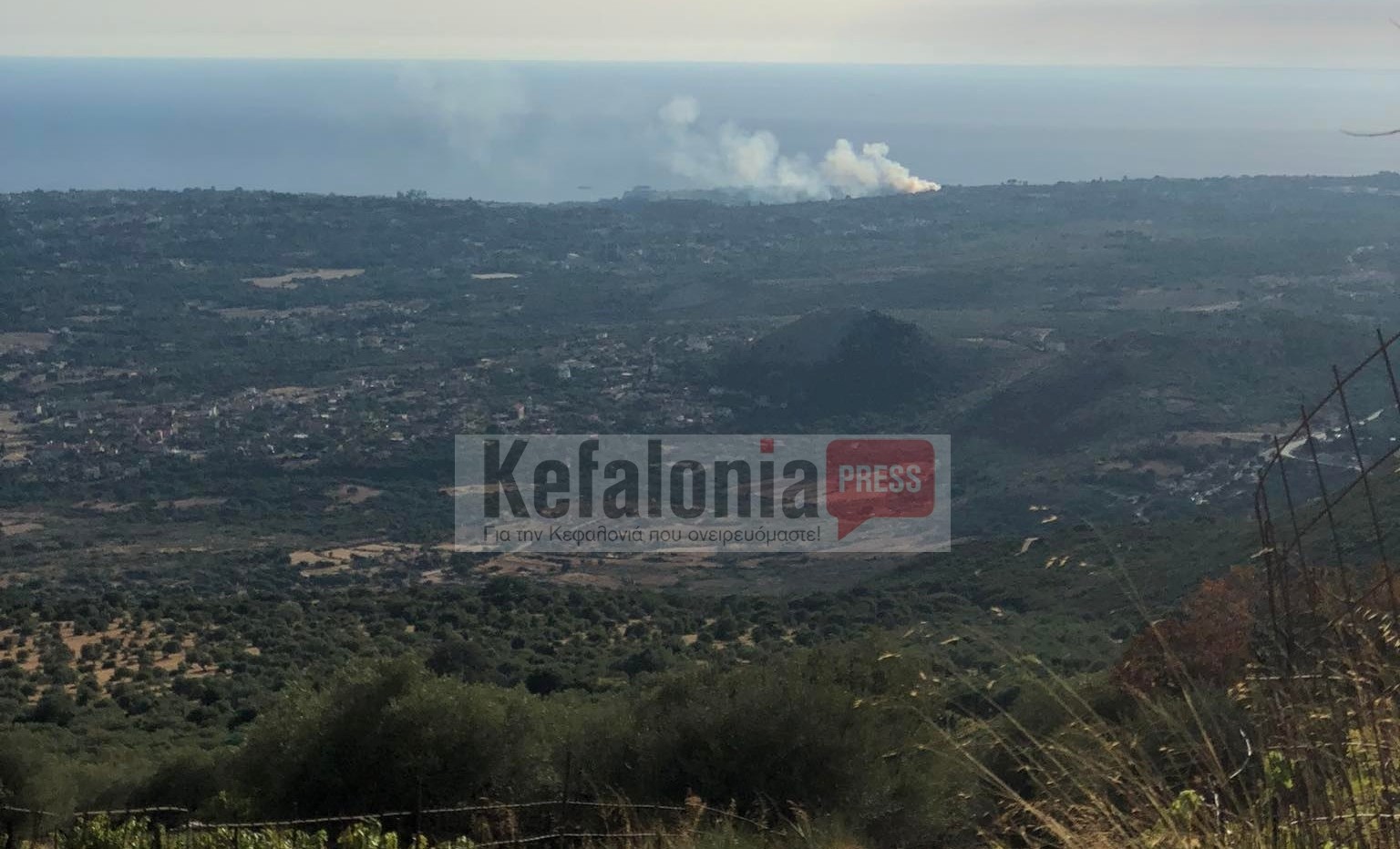Πυρκαγιά σε χορτολιβαδική έκταση στην Λειβαθούς Κεφαλονιάς