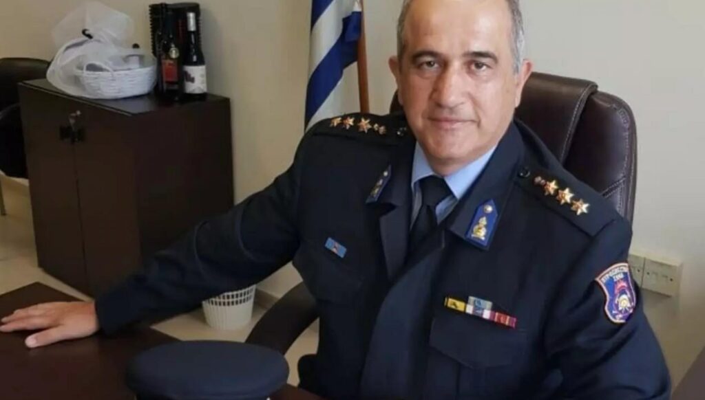 Παραμένει ο Διοικητής των Πυροσβεστικών Υπηρεσιών Κρήτης Αρχιπύραρχος ...