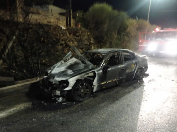 Πυρκαγιά σε Ι.Χ όχημα (Ταξί) στον Περιφερειακό Χίου – Καρφά στην Χίο